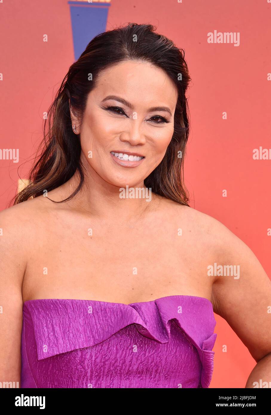 SANTA MONICA, CA - JUNE 02: Dr. Sandra Lee attends the 2021 MTV Movie ...