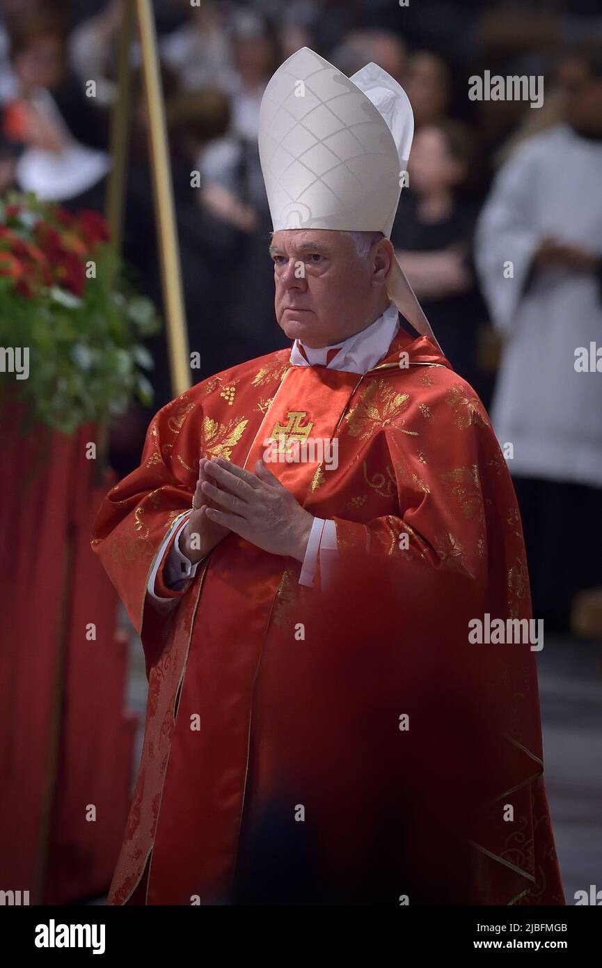 Gerhard ludwig müller hi-res stock photography and images - Alamy