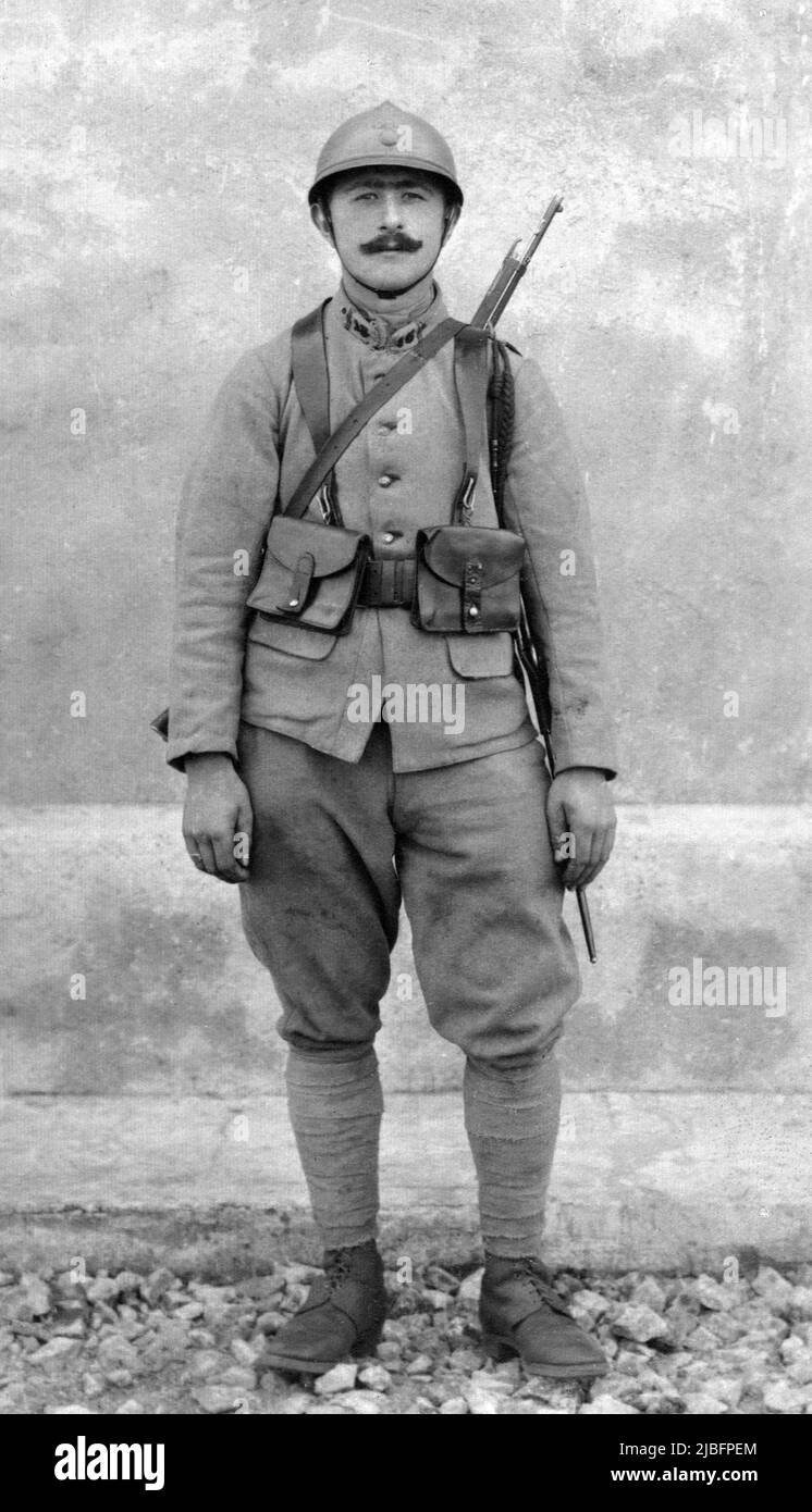French soldier WW1 poilu grand geurre Stock Photo - Alamy