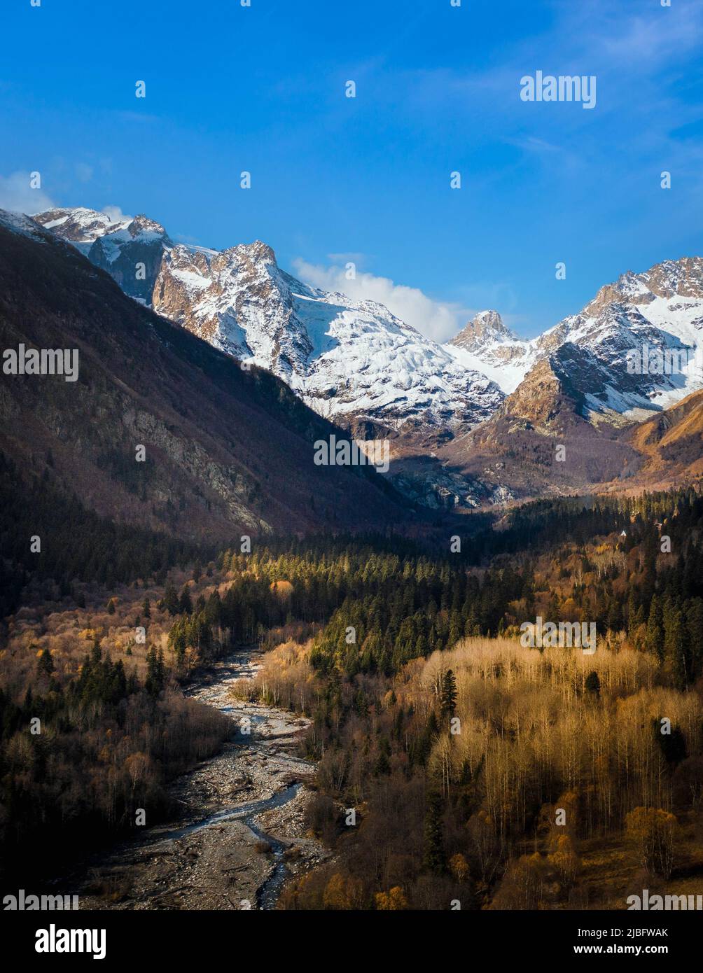 Flying in mountain gorge aerial hi-res stock photography and images - Alamy