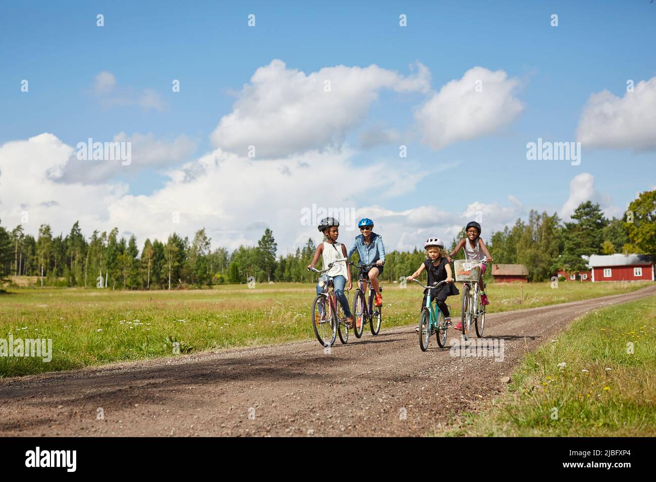 Boys on bicycling hi-res stock photography and images - Alamy