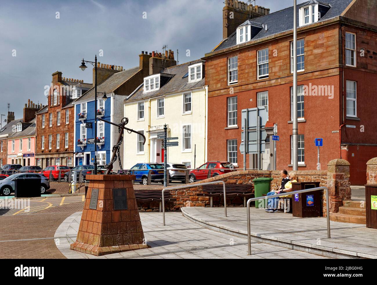 ARBROATH ANGUS SCOTLAND THE HARBOUR MEMORIAL AND COLOURED HOUSES ON ...