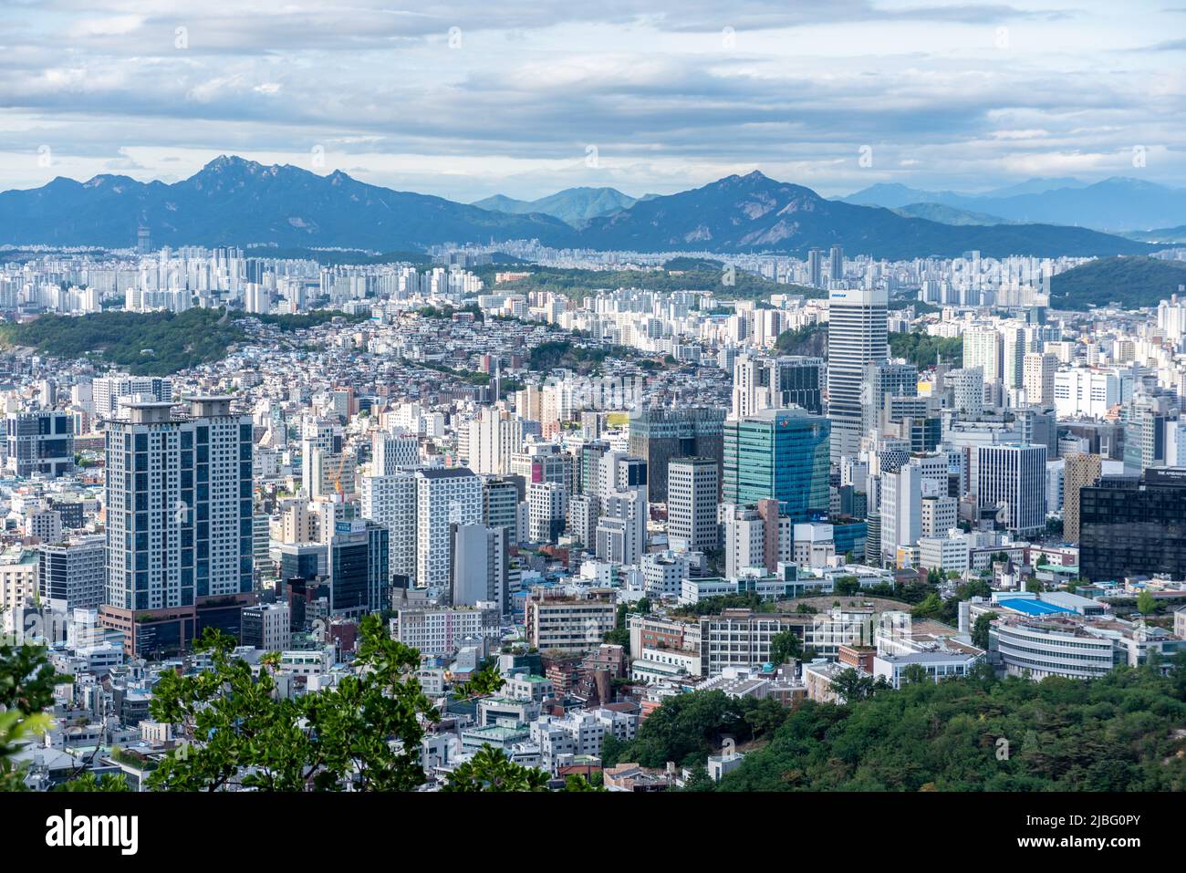Downtown Seoul cityscape aerial view from Namsan hill, South Korea ...