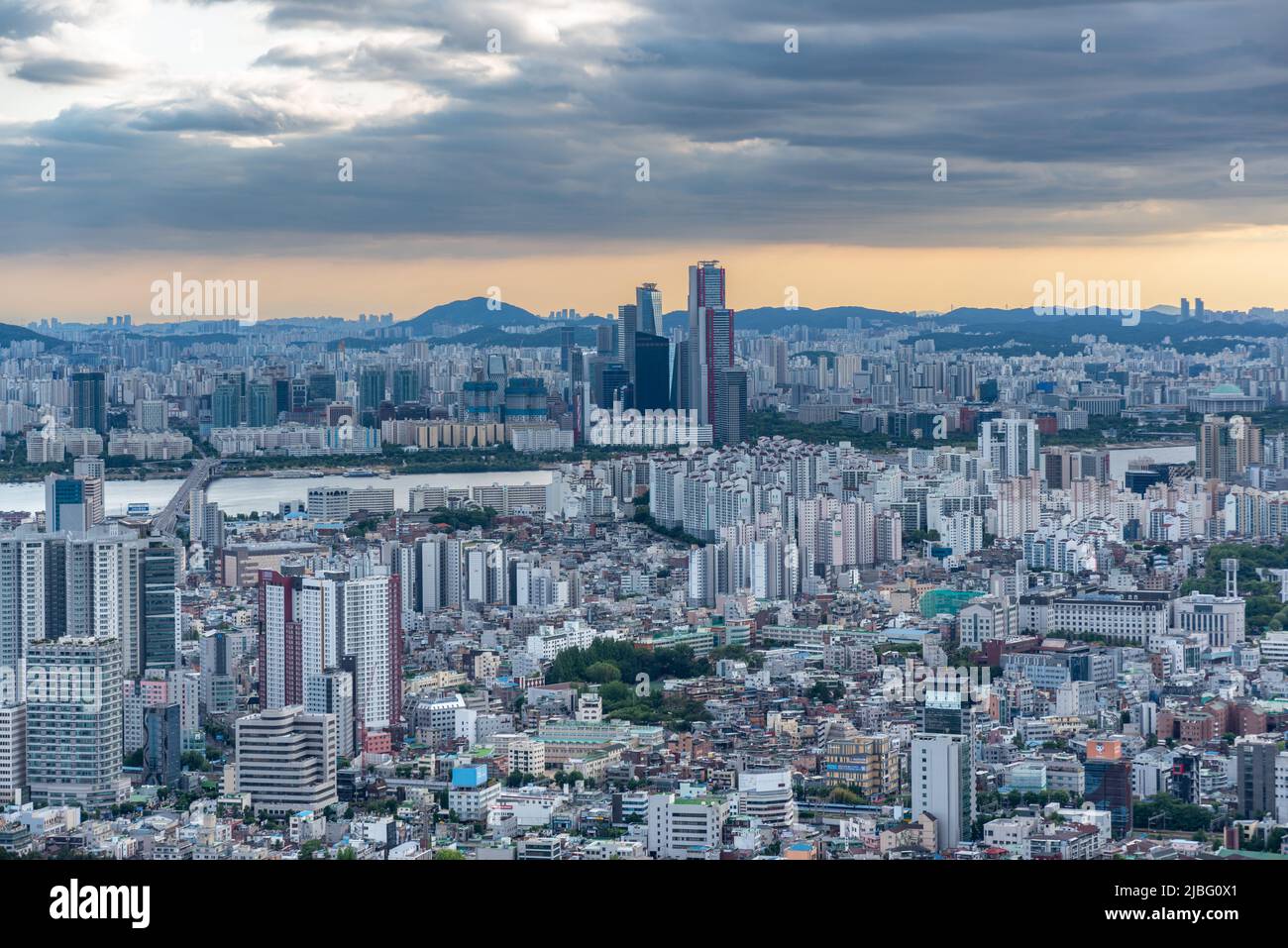 Downtown Seoul cityscape aerial view from Namsan hill, South Korea ...