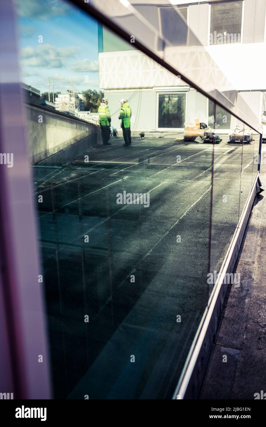 Glass railing hi-res stock photography and images - Alamy