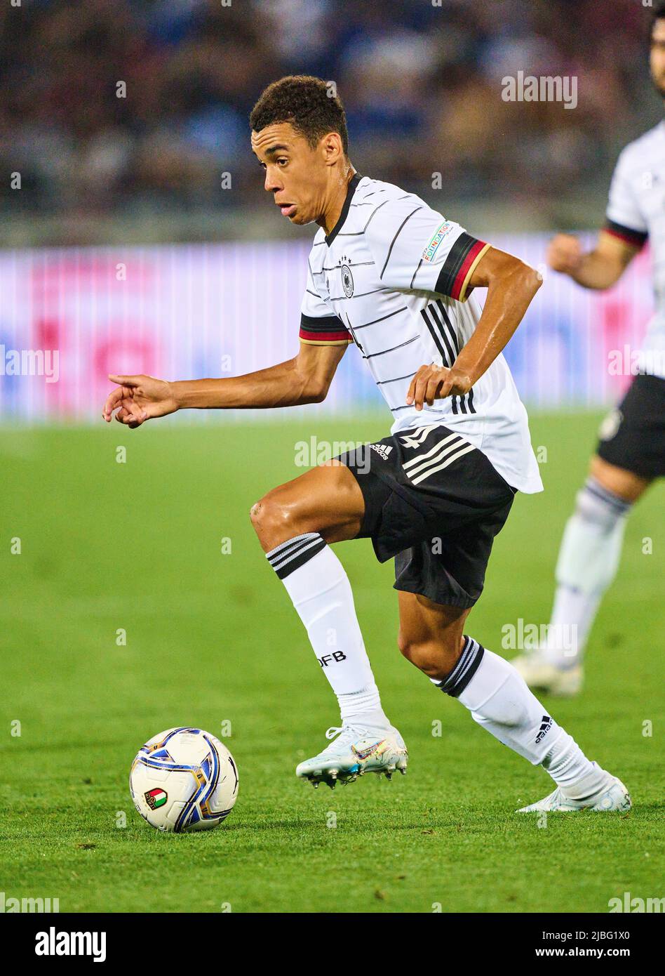 Jamal Musiala, DFB 14 in action in the UEFA Nations League 2022 match ...