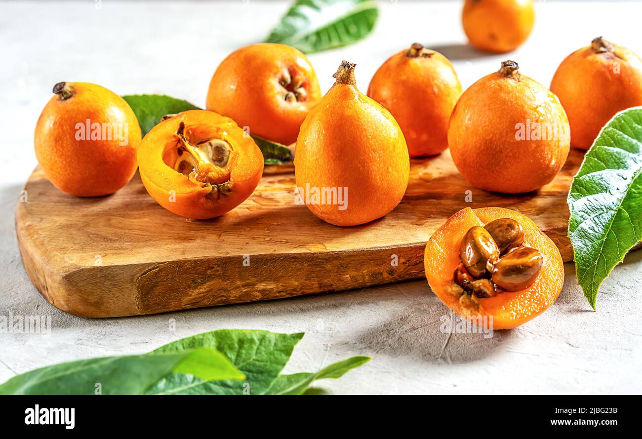Loquat medlar fruit hi-res stock photography and images - Alamy