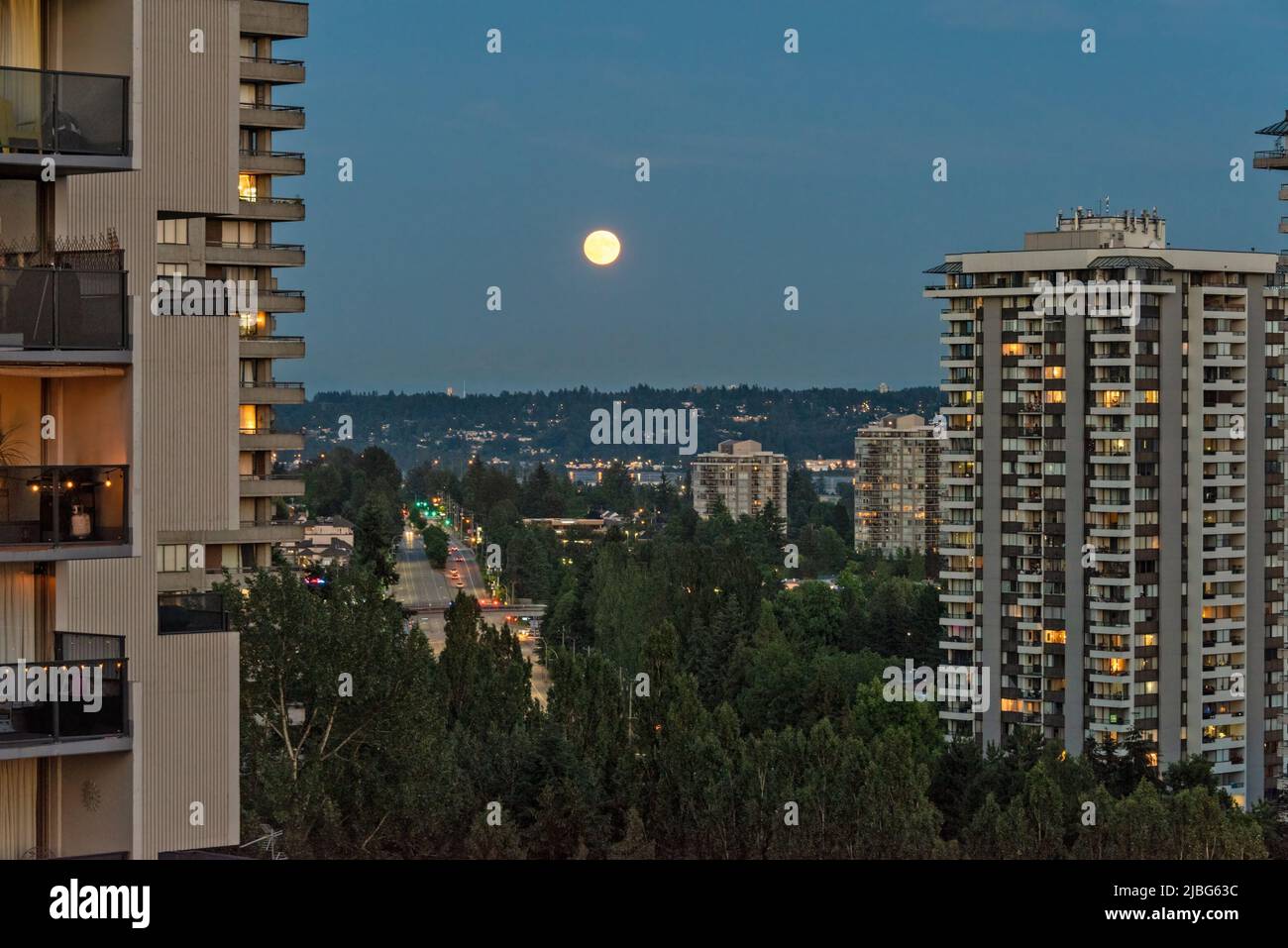 Raising full moon hi-res stock photography and images - Alamy