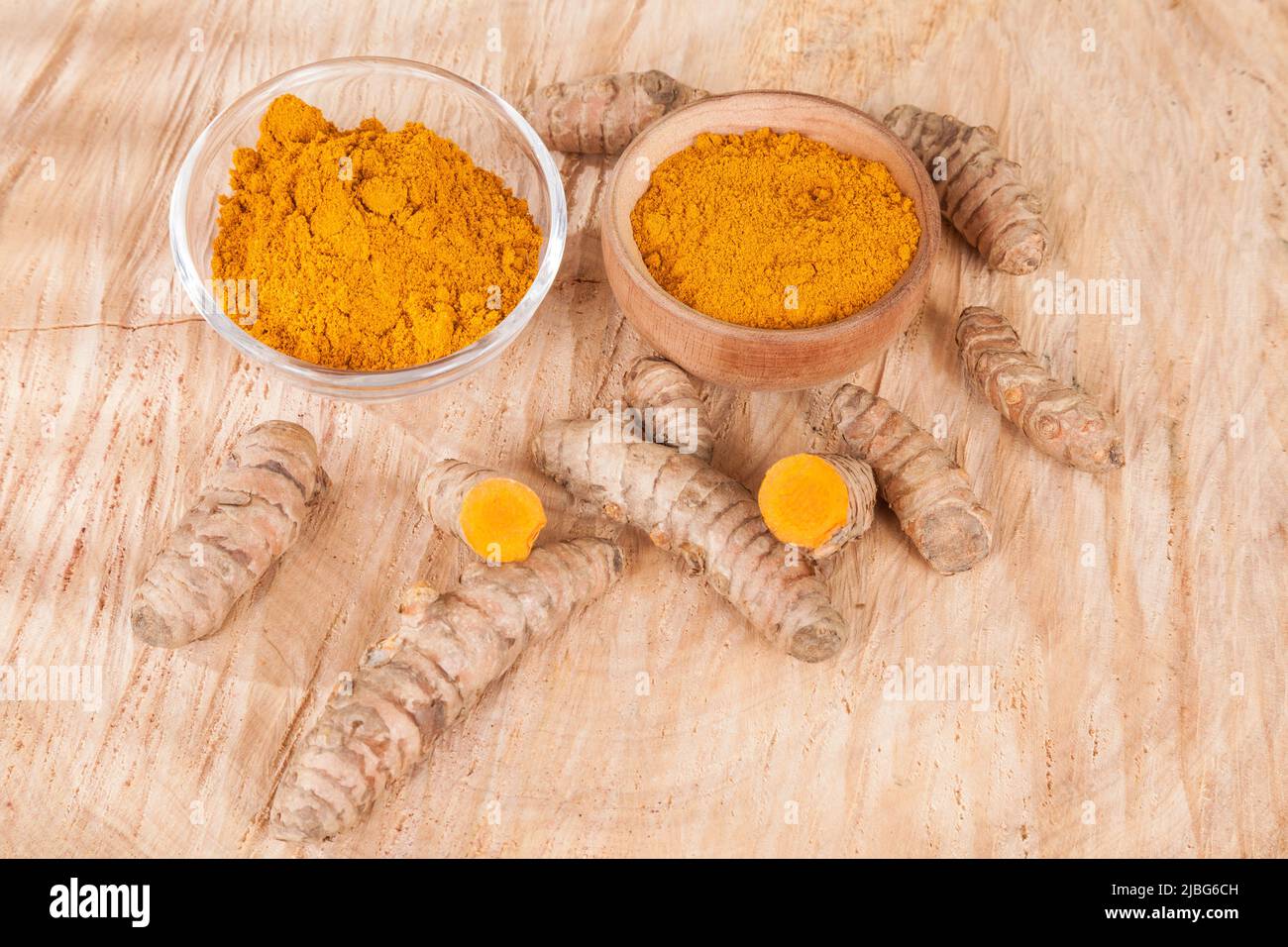 Turmeric - Curcuma longa root and turmeric powder for alternative ...