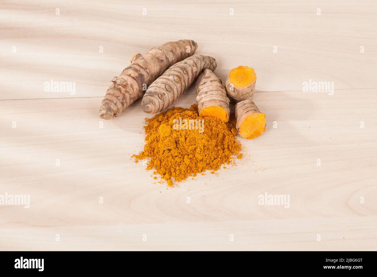 Turmeric - Curcuma longa root and turmeric powder for alternative ...