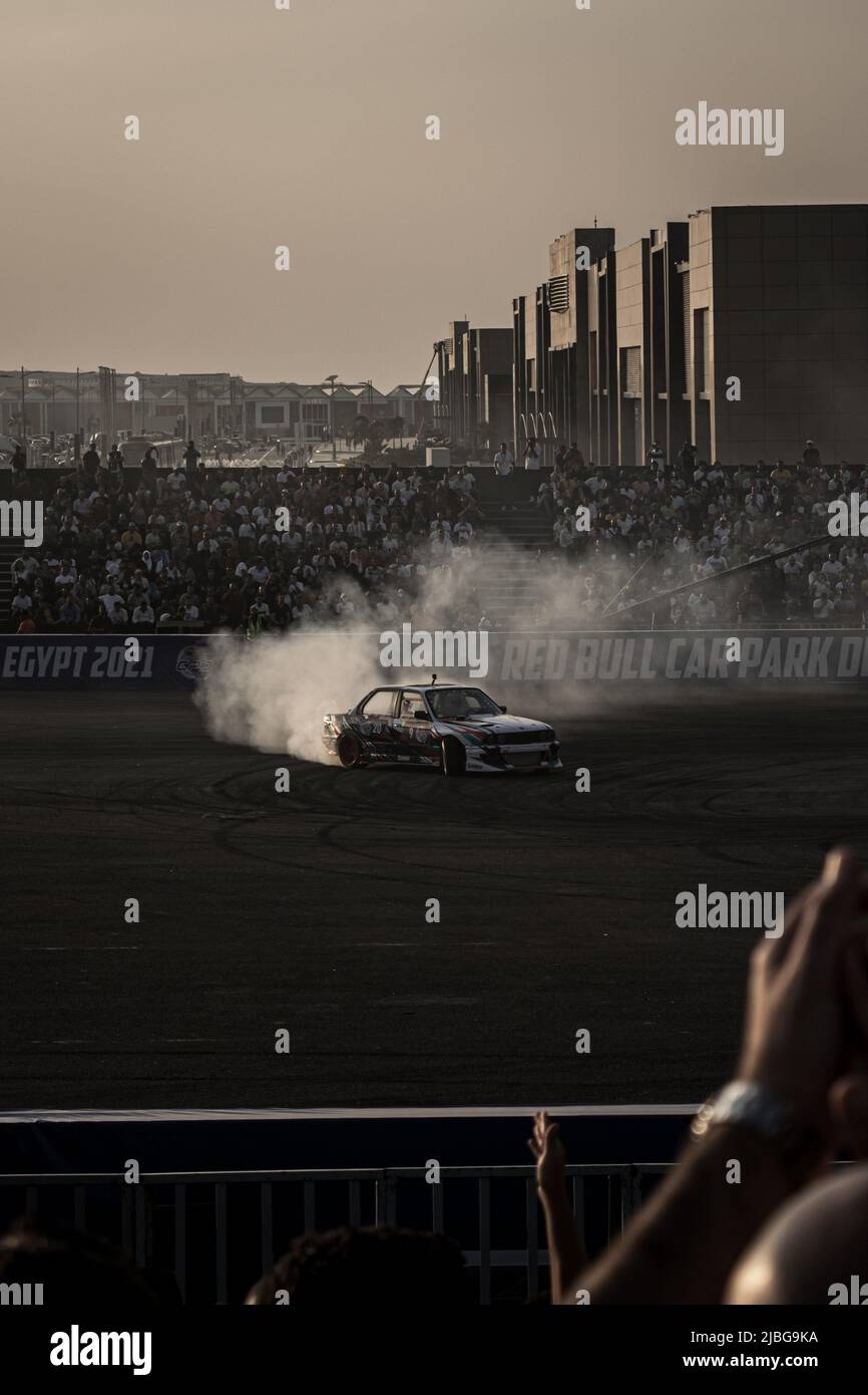 Tire smok hi-res stock photography and images - Alamy