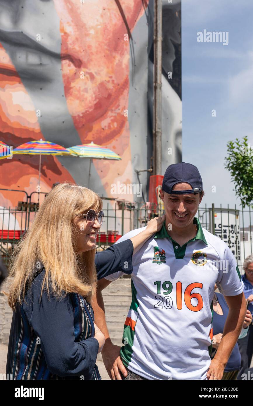 Naples, Italy. 06th June, 2022. Jorit together with Dori Ghezzi, widow ...