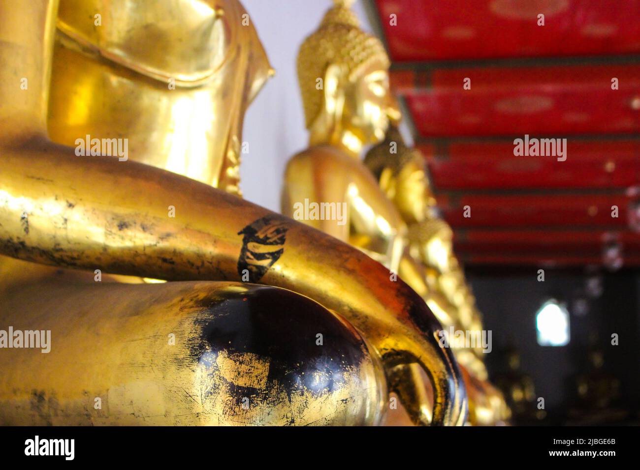 Sooty roof hi-res stock photography and images - Alamy
