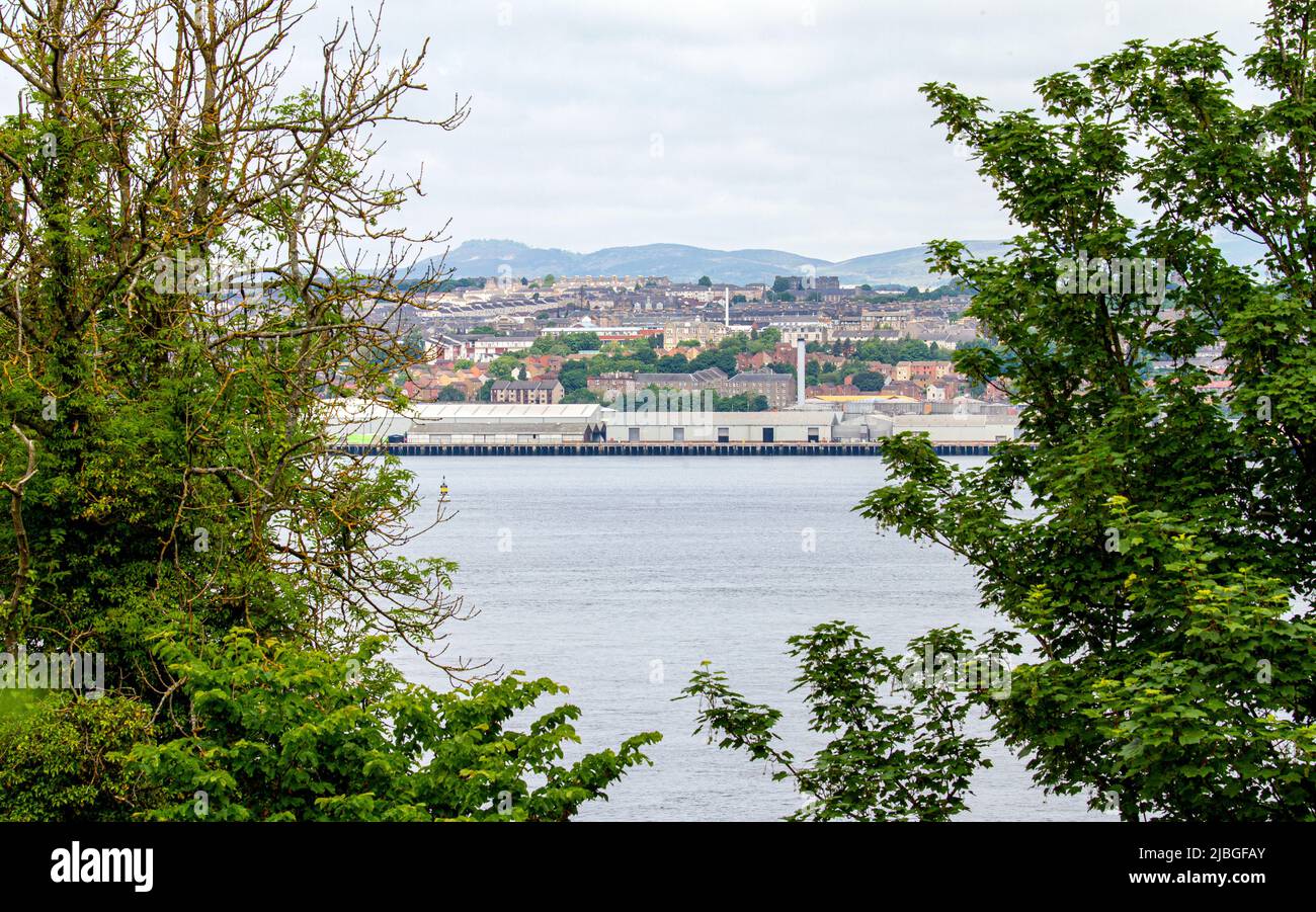 Dundee, Tayside, Scotland, UK. 6th June, 2022. UK Weather: Cloud cover ...