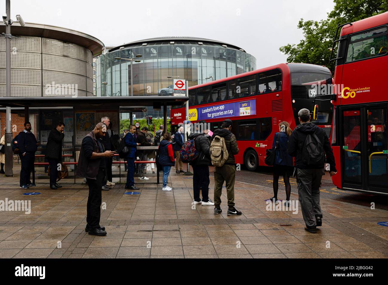 London, UK. 06th June, 2022. People are seen queuing for other forms of ...