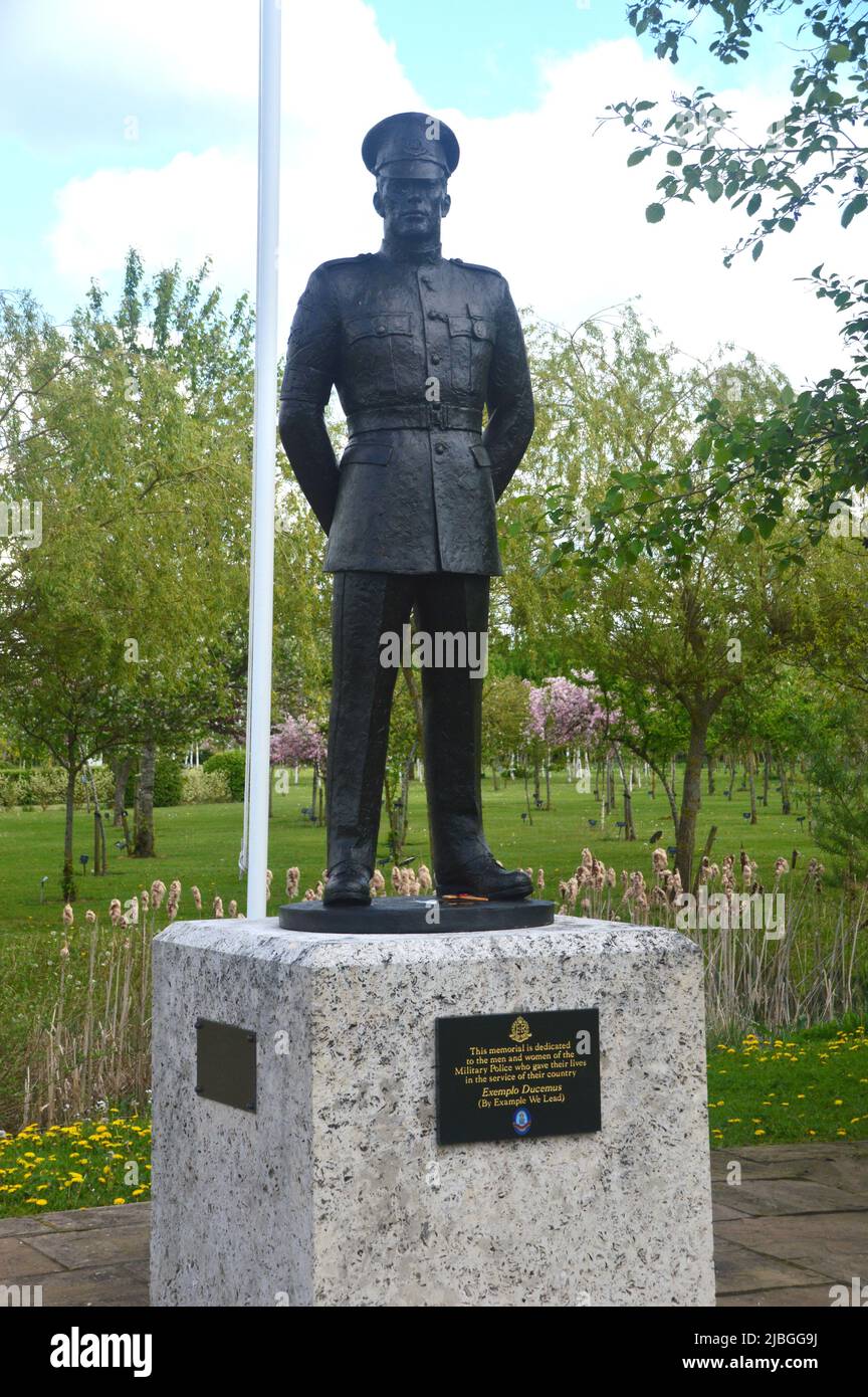 Police memorial statue uk hi-res stock photography and images - Alamy