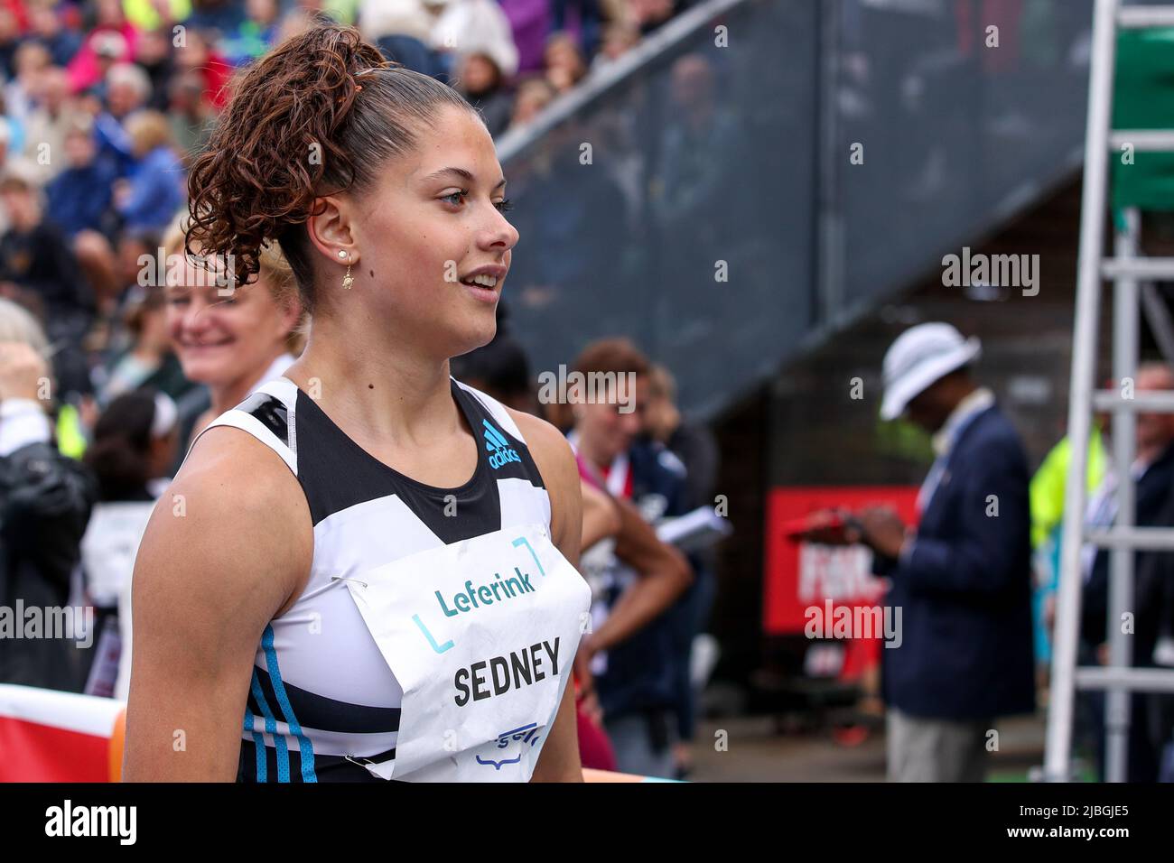 Zoe sedney hi-res stock photography and images - Alamy