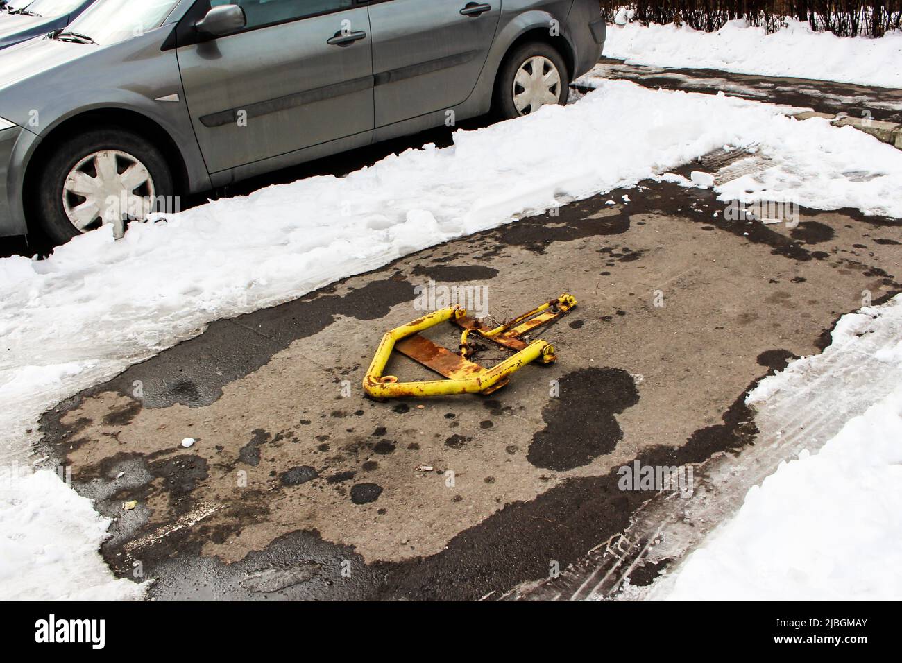 Car parking lock hi-res stock photography and images - Alamy