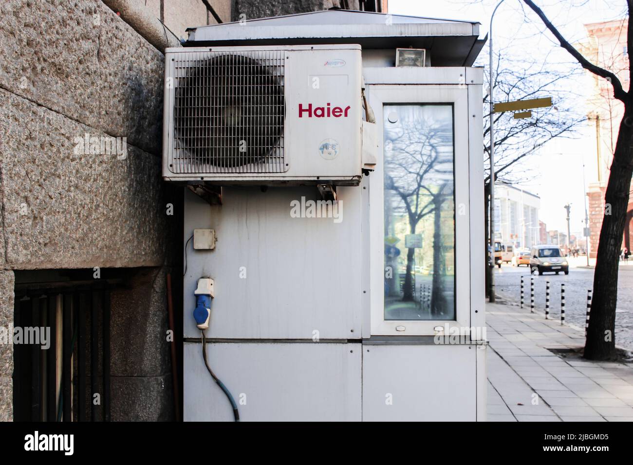 Logo haier hi-res stock photography and images - Alamy