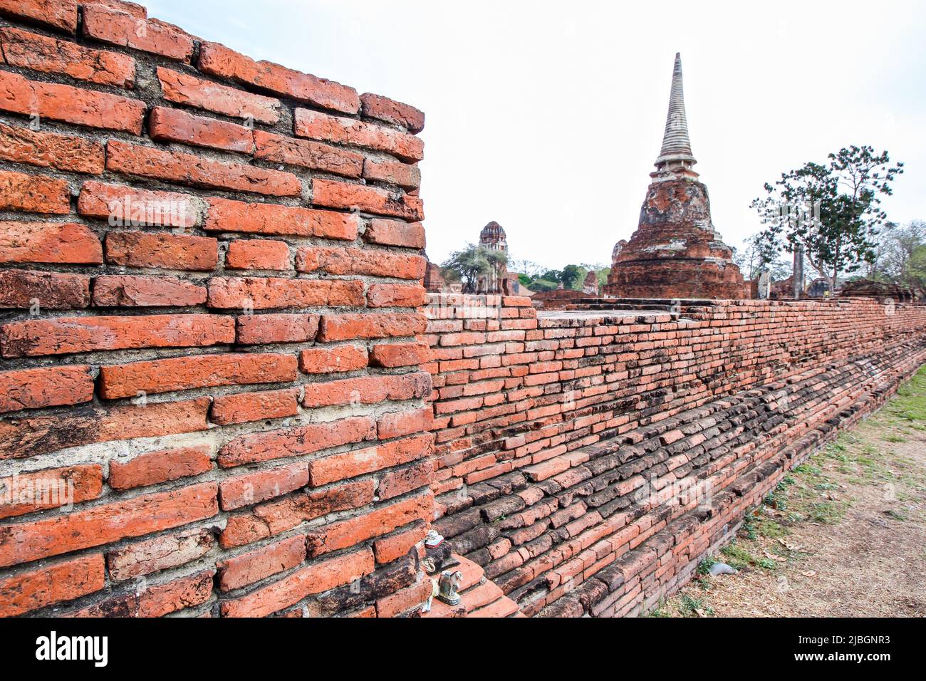 Sooty brick wall hi-res stock photography and images - Alamy