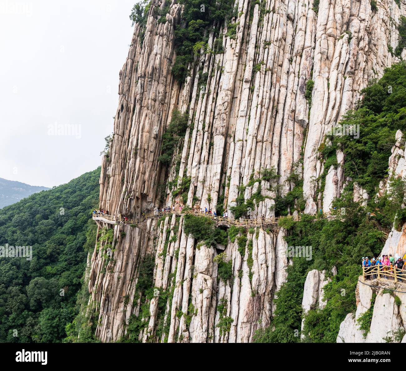 Mount Song, Song Shan, of Henan is the sacred mountain for Shaolin ...