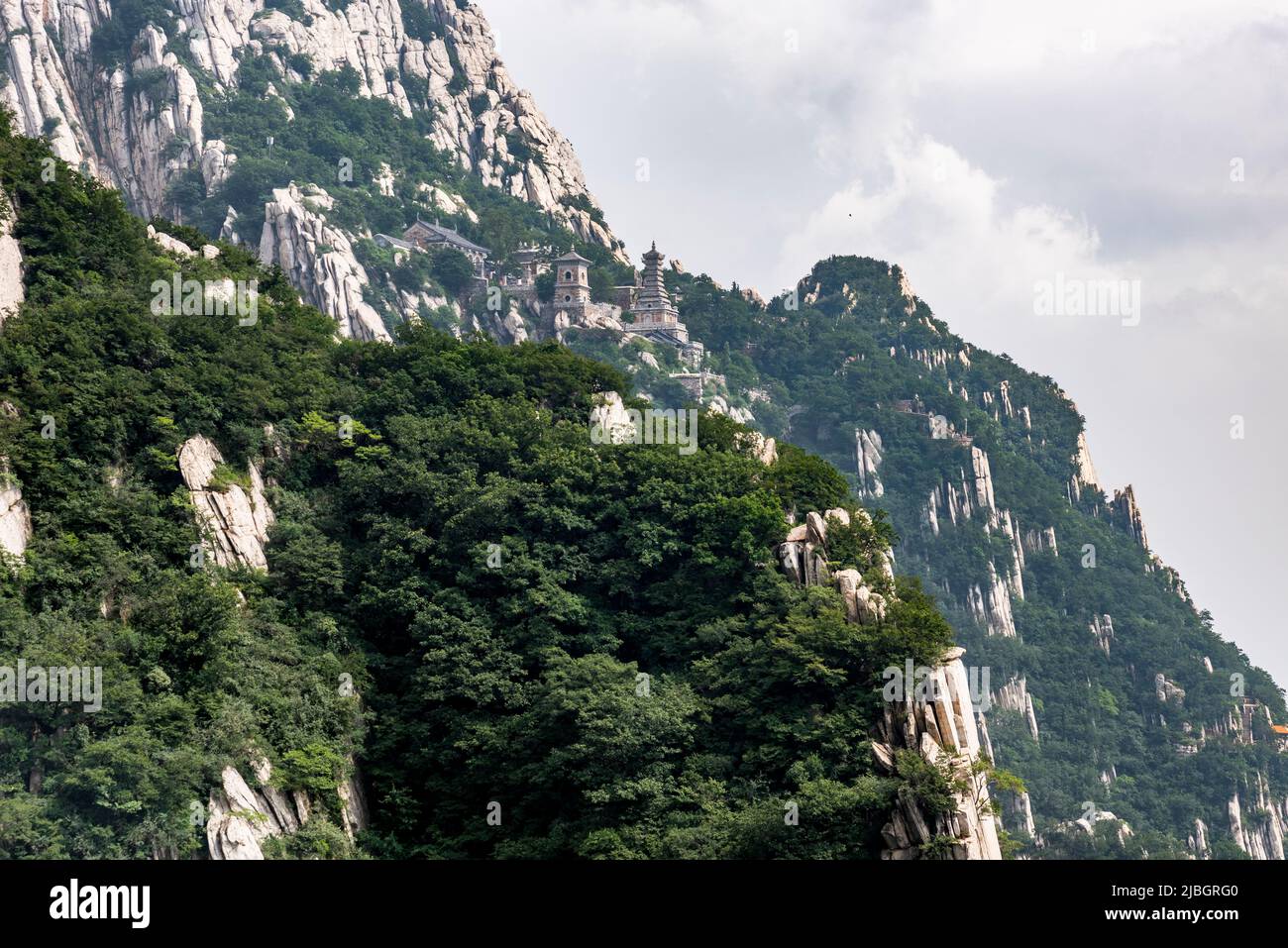 Shaolin unique hi-res stock photography and images - Alamy