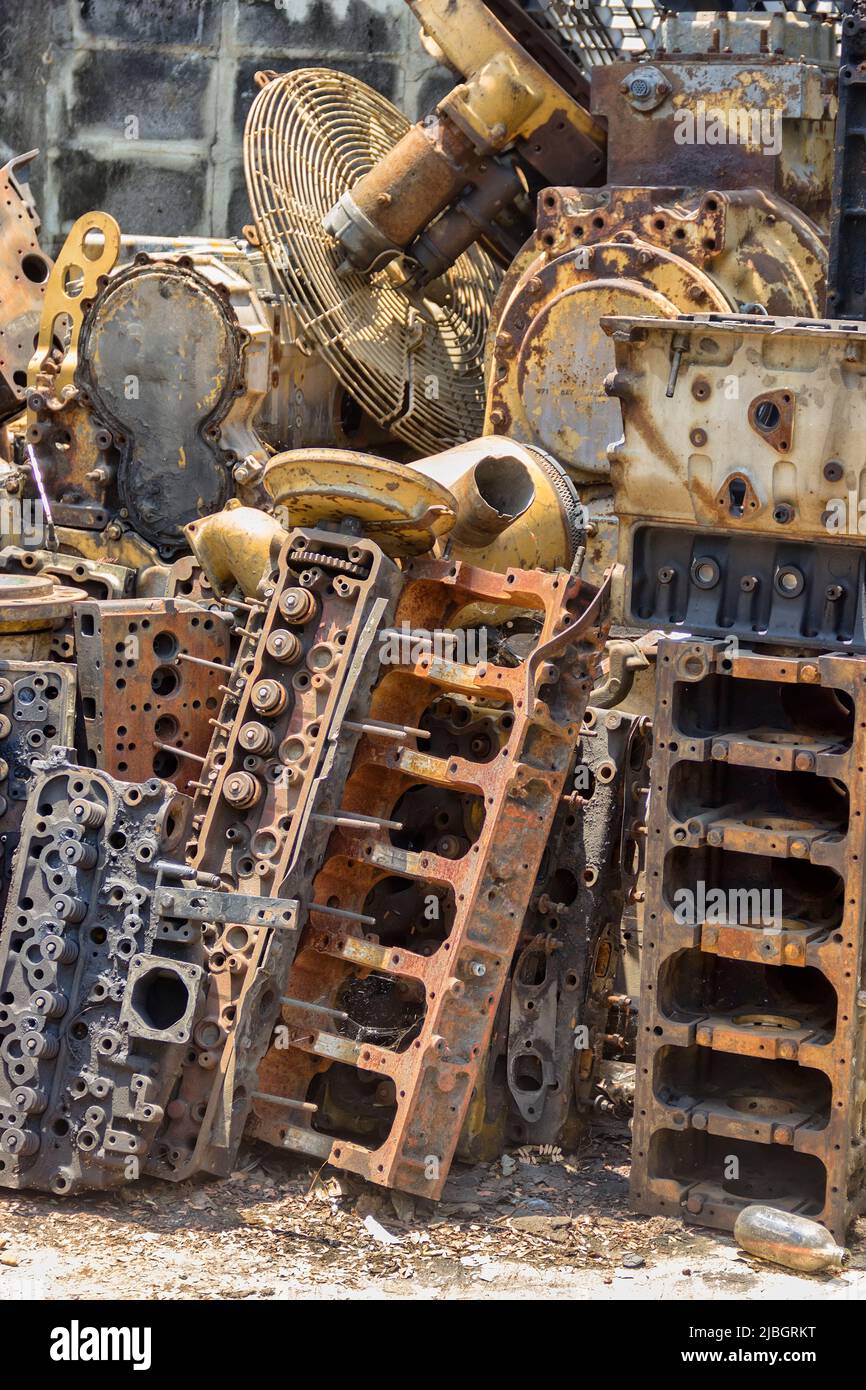 Disassembles engines hi-res stock photography and images - Alamy