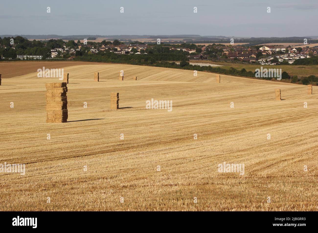 Straw cuboid hi-res stock photography and images - Alamy