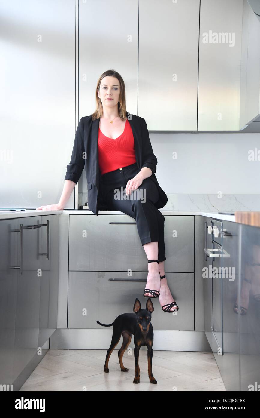 Smartly dressed model hi-res stock photography and images - Alamy