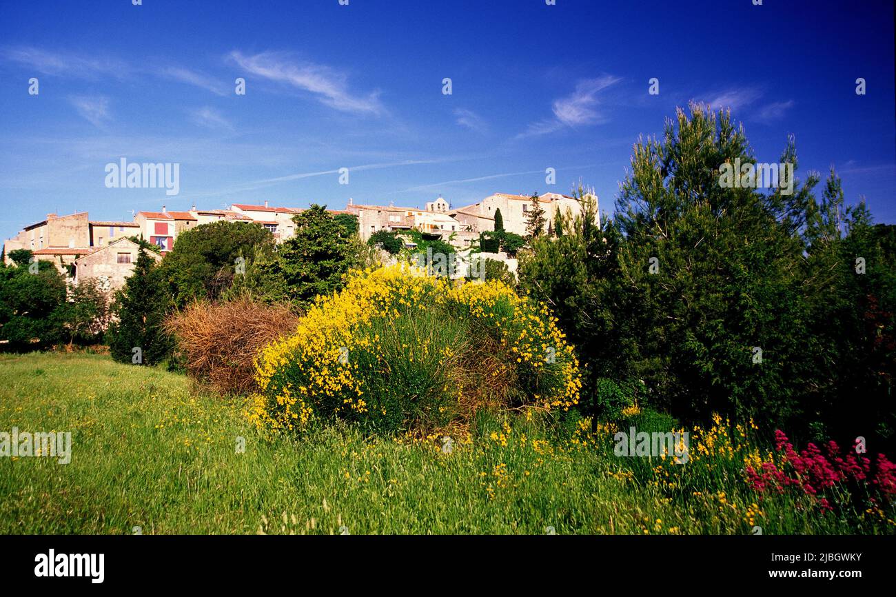 Picturesque medieval perched village of Le Castellet in the Var Stock ...