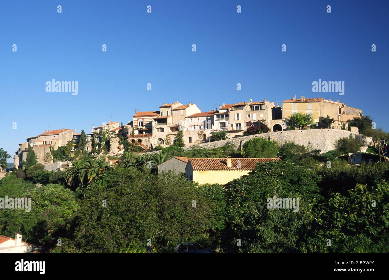 Picturesque medieval perched village of Le Castellet in the Var Stock ...