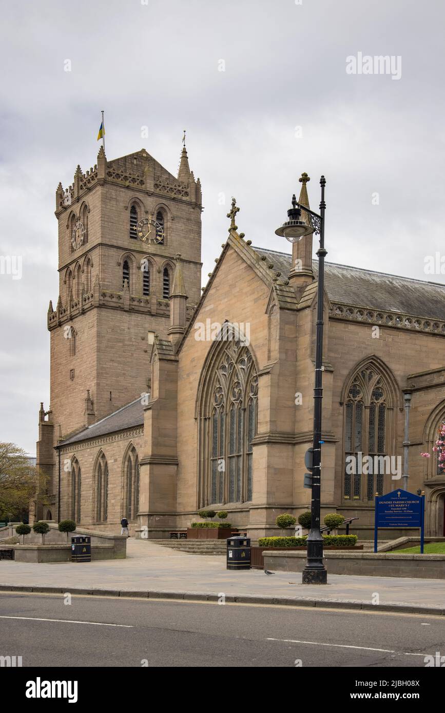 Dundee church tower hi-res stock photography and images - Alamy