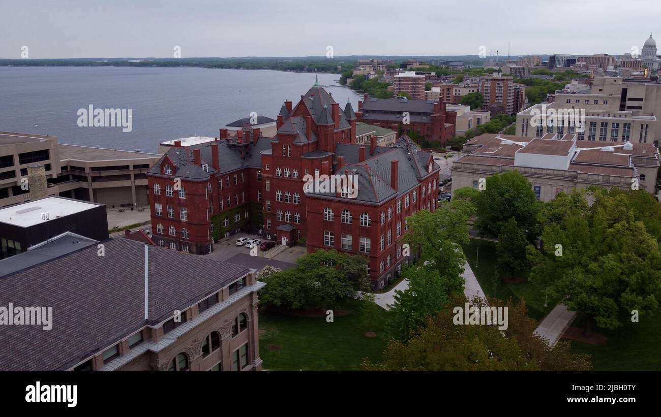 University of wisconsin logo hi-res stock photography and images - Alamy