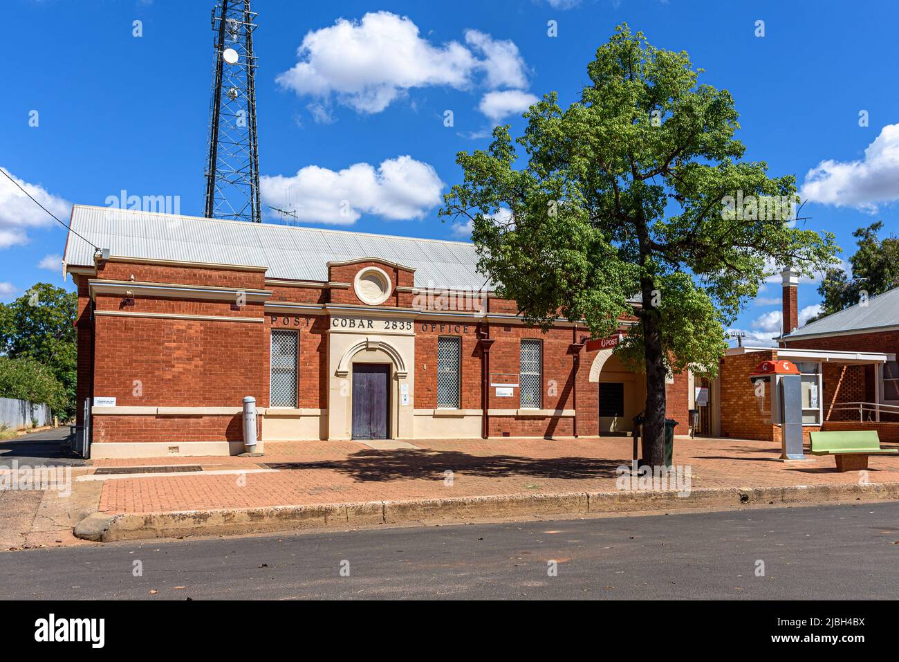 The post office building in Cobar, New South Wales Stock Photo - Alamy