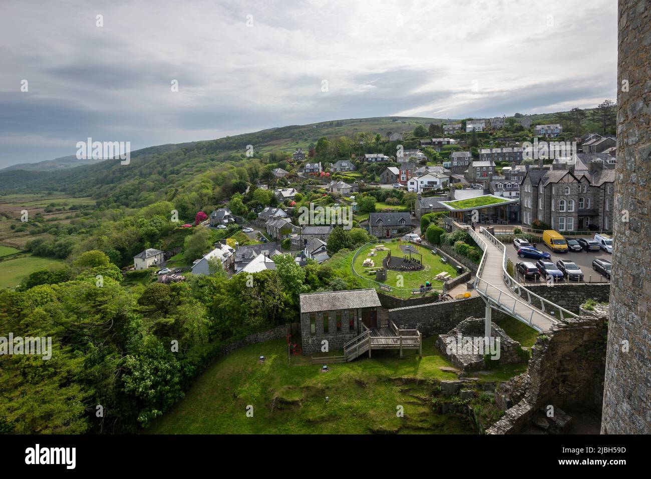 Harlech town centre hi-res stock photography and images - Alamy