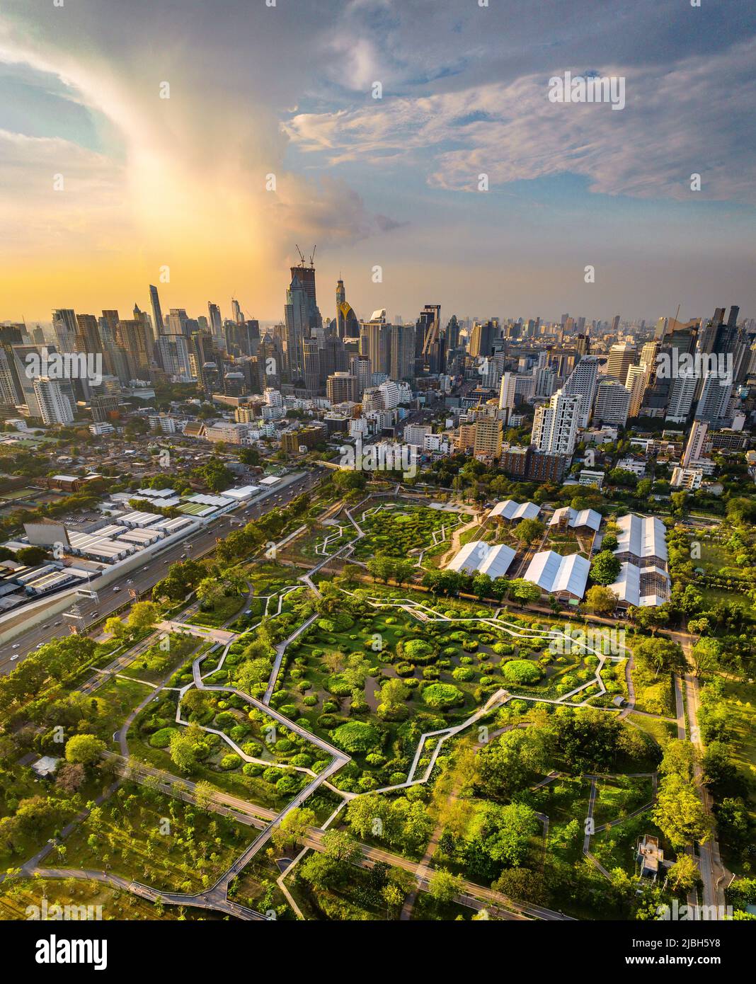 Benjakitti forest park hi-res stock photography and images - Alamy