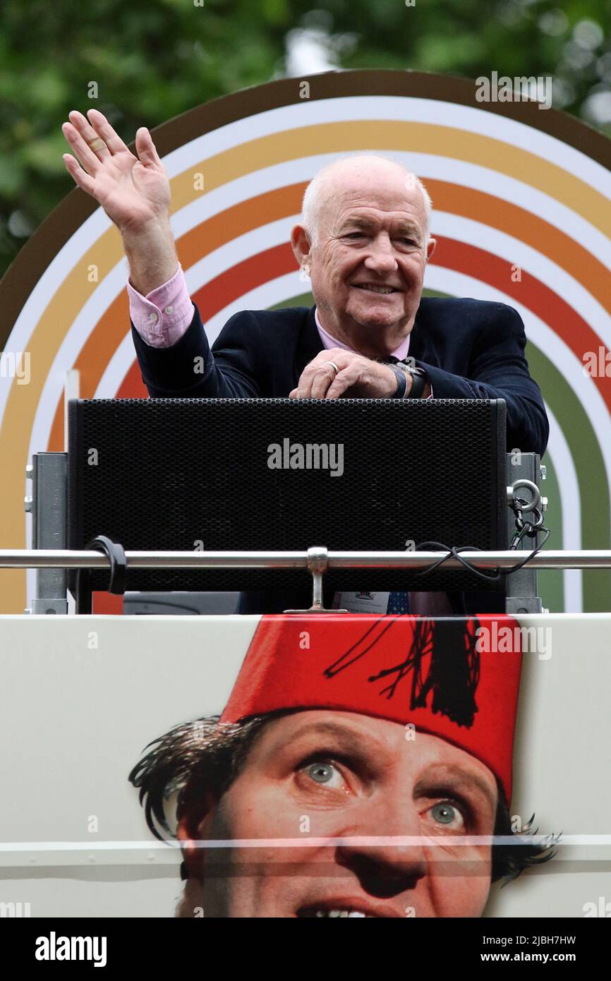 Rick Stein TV chef on an open top bus at the 2022 Platinum Jubilee ...