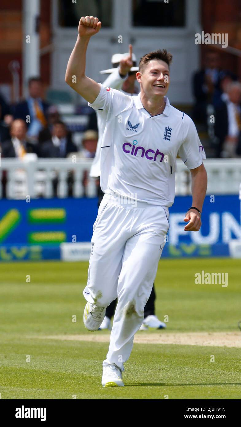 LONDON ENGLAND - JUNE 04 : England's Matthew (Matty) Potts (Durham ...