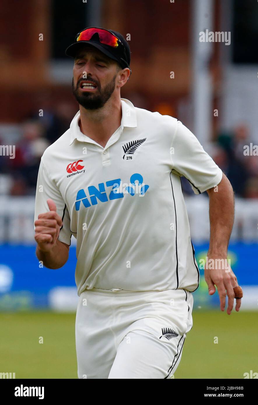 Daryl mitchell new zealand cricket hi-res stock photography and images ...