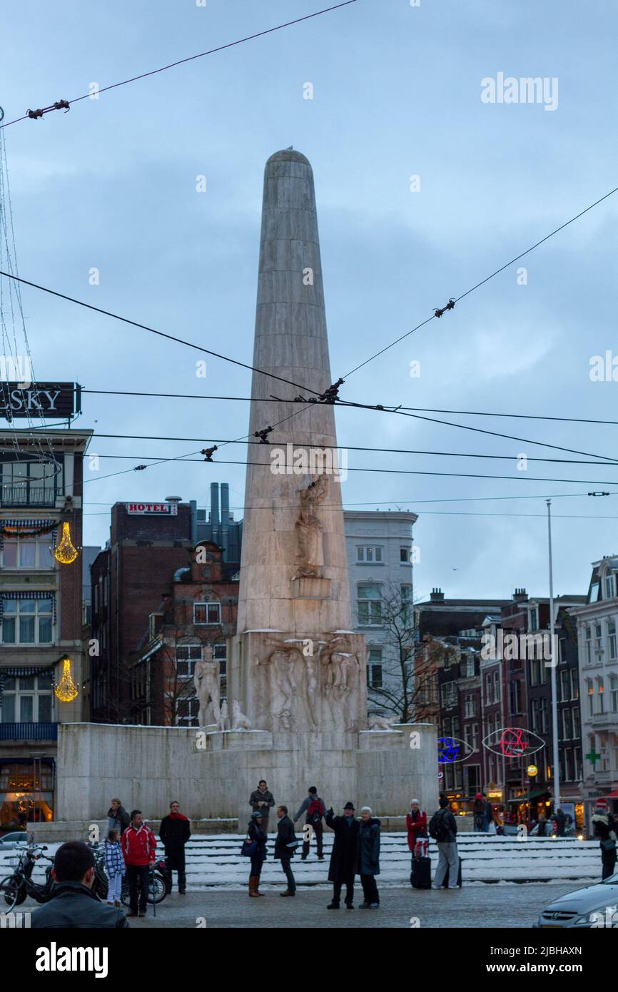 World War II National monument on Dam square Stock Photo - Alamy
