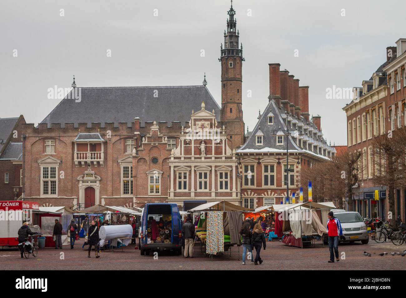 People walking and buyng in the outdoor market at Haarlem city ...
