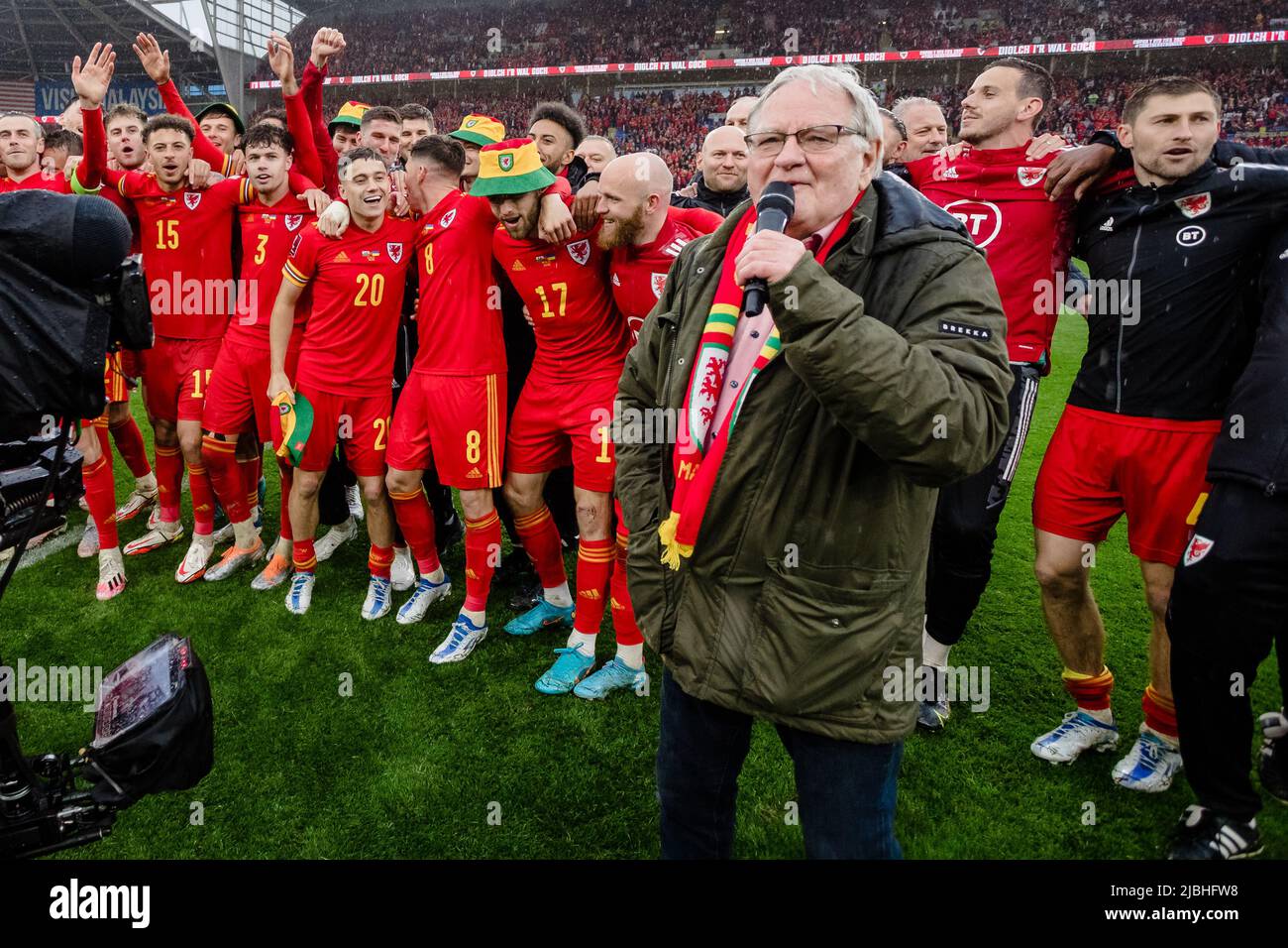 CARDIFF, WALES - 05 JUNE 2022: Wales celebrates while Dafydd Iwan sings ...