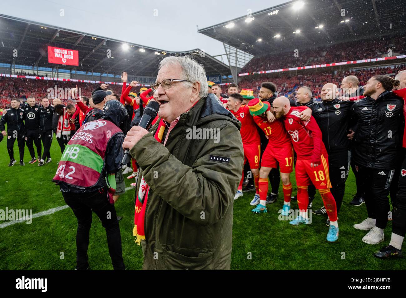 CARDIFF, WALES - 05 JUNE 2022: Wales celebrates while Dafydd Iwan sings ...