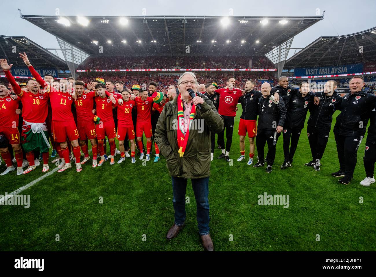 CARDIFF, WALES - 05 JUNE 2022: Wales celebrates while Dafydd Iwan sings ...