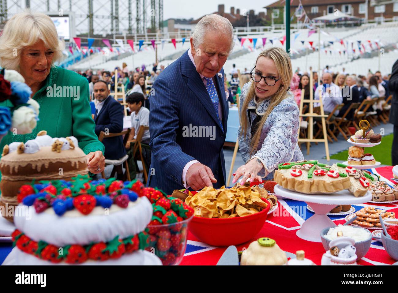 The Prince of Wales and The Duchess of Cornwall view a 6 x 1.5m felt ...