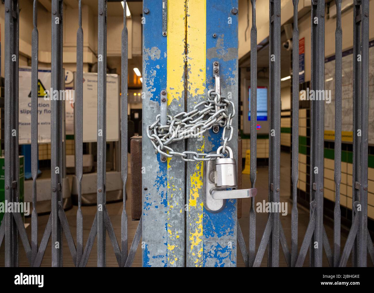 Locked tube station during London Tube strikes - 6th of June 2022 Stock ...