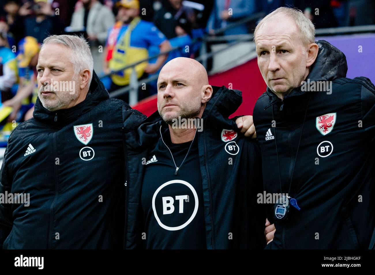 CARDIFF, WALES - 05 JUNE 2022: Wales’ Coach Kit Symons, Wales’ Head ...