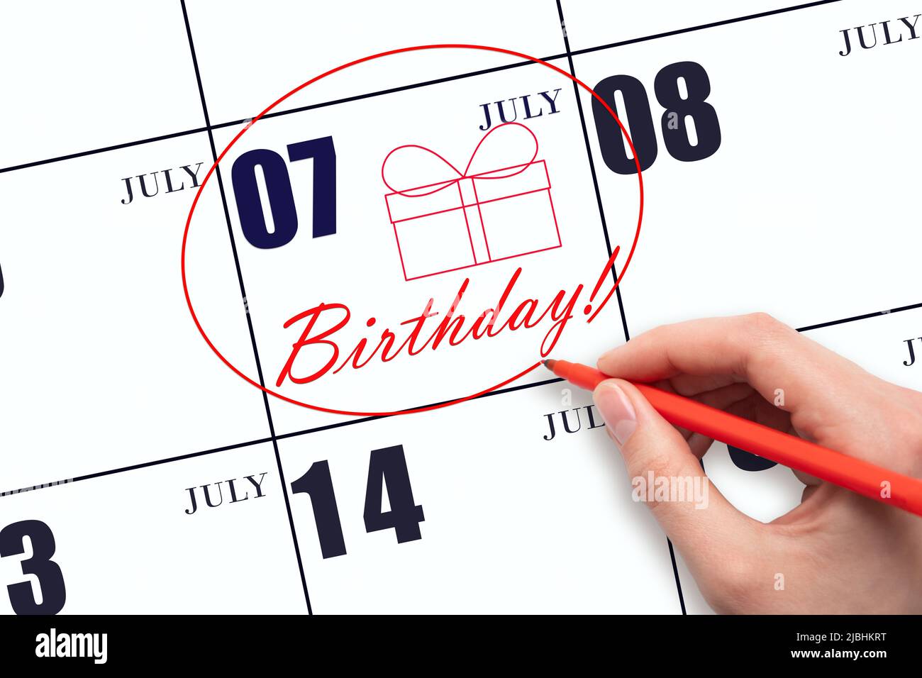 7th day ofJuly. The hand circles the date on the calendar 7July, draws ...