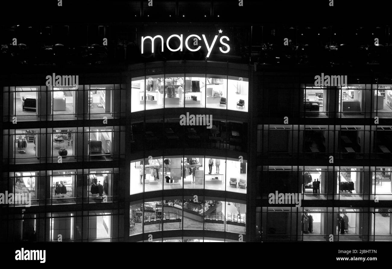 Alexander department store Black and White Stock Photos & Images - Alamy
