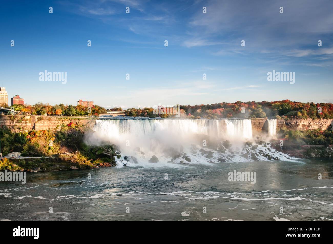 Famous waterfall niagara falls in hi-res stock photography and images ...